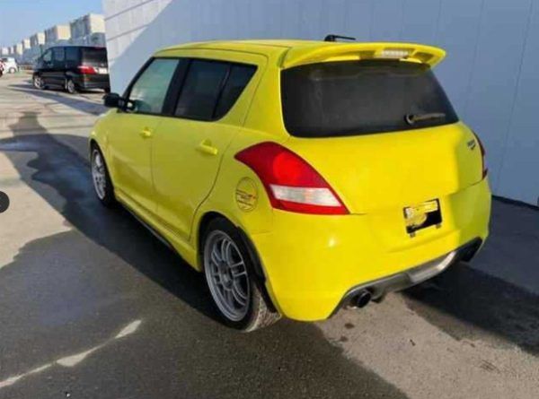 Suzuki Swift ZC32S (Sold Out) - Tag Corporation