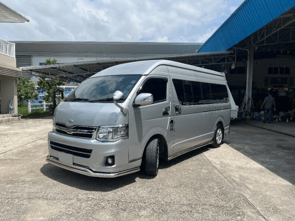 Toyota Hiace - Tag Corporation