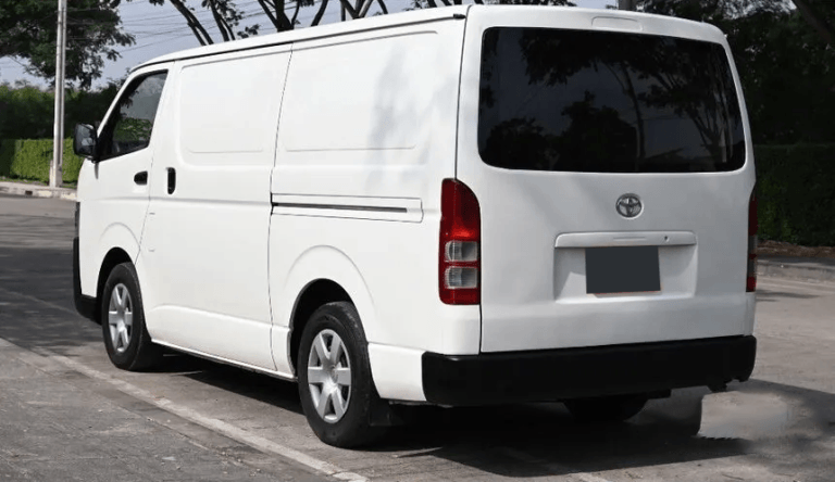 Toyota Hiace - Tag Corporation